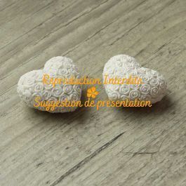 Cœurs en résine à poser – pour table de mariage